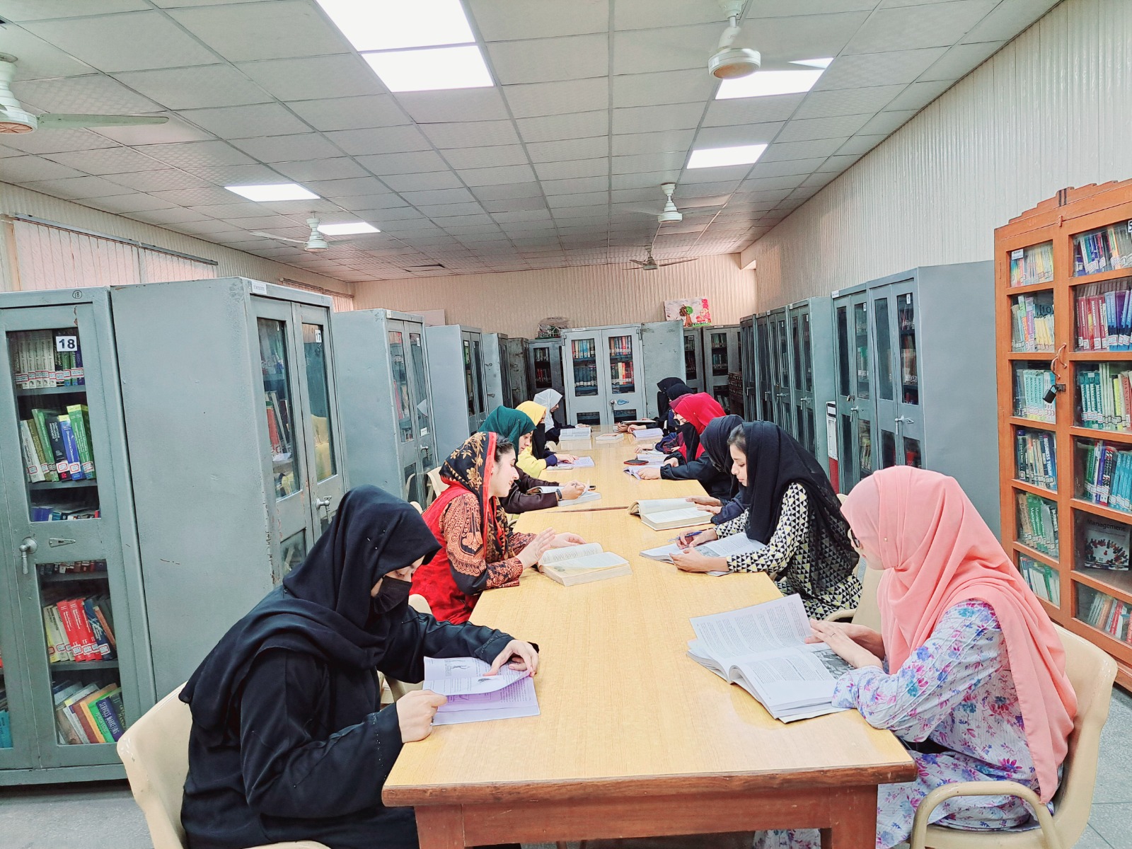 LIBRARY – Govt. Islamia Graduate College A.I.T. Lahore